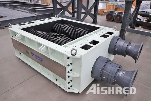 Glass Fiber Four Shaft Shredder | GEP ECOTECH