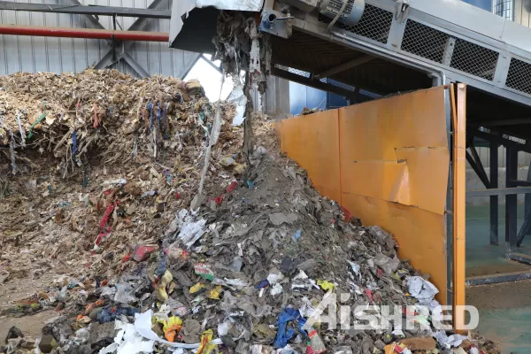 Municipal Solid Waste Solution: Landfill, Composting and Incineration ...